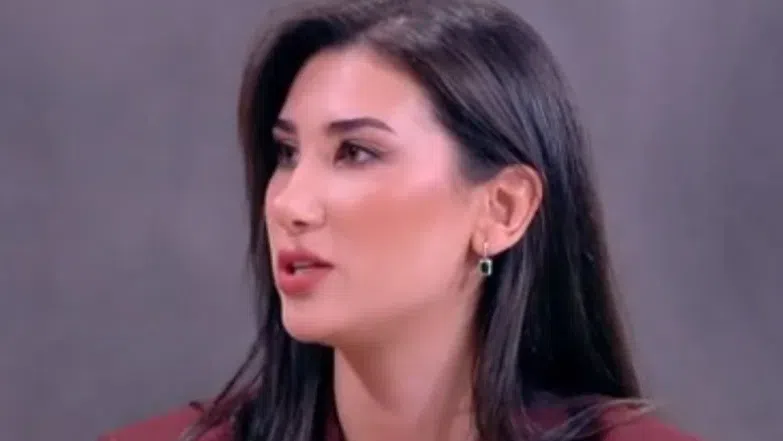 Мафиотска щерка под прикритие - Gzona.eu